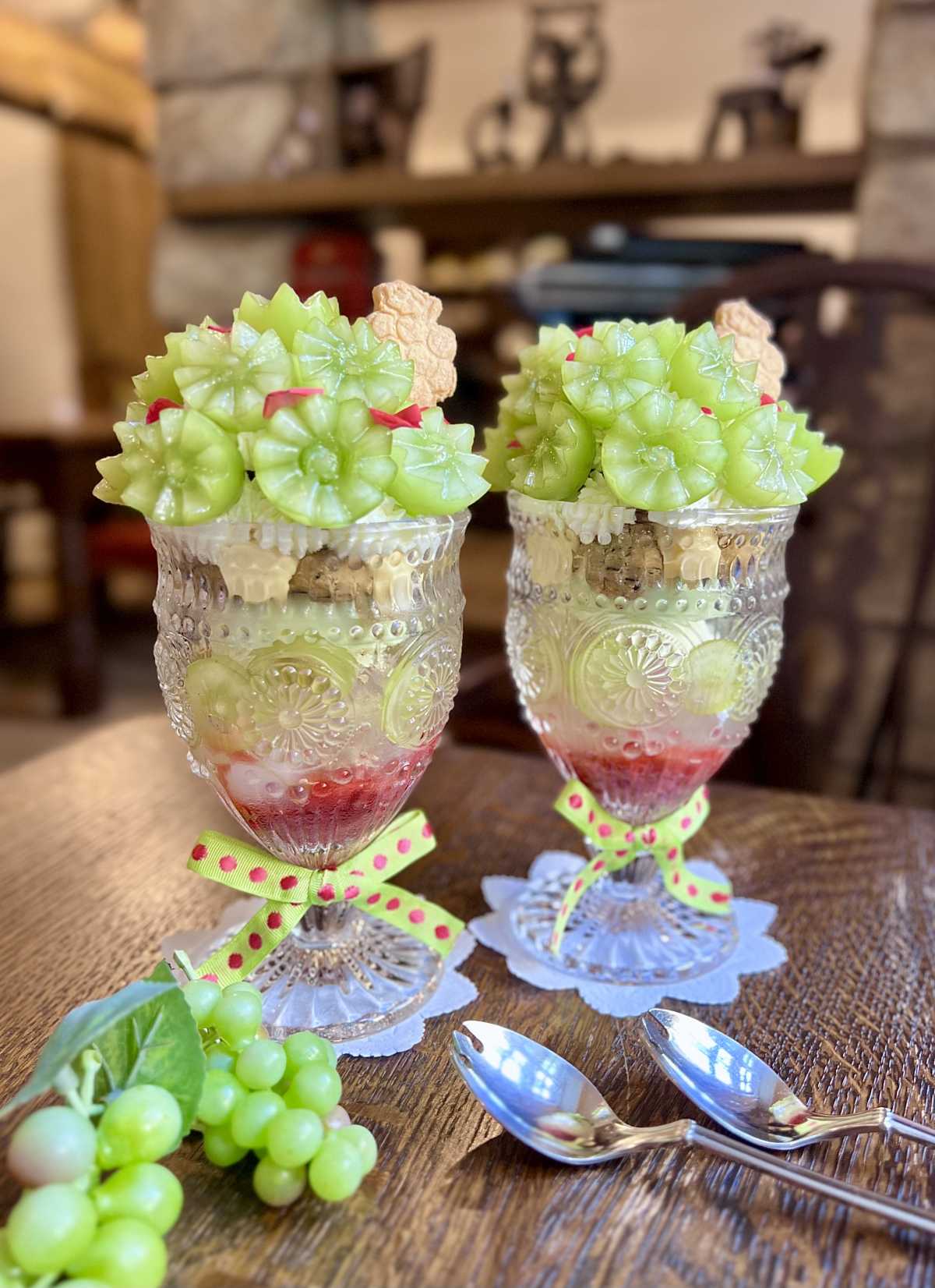 CALM GARDEN:Muscat Parfait Looks Like Flower - TRIPROUD