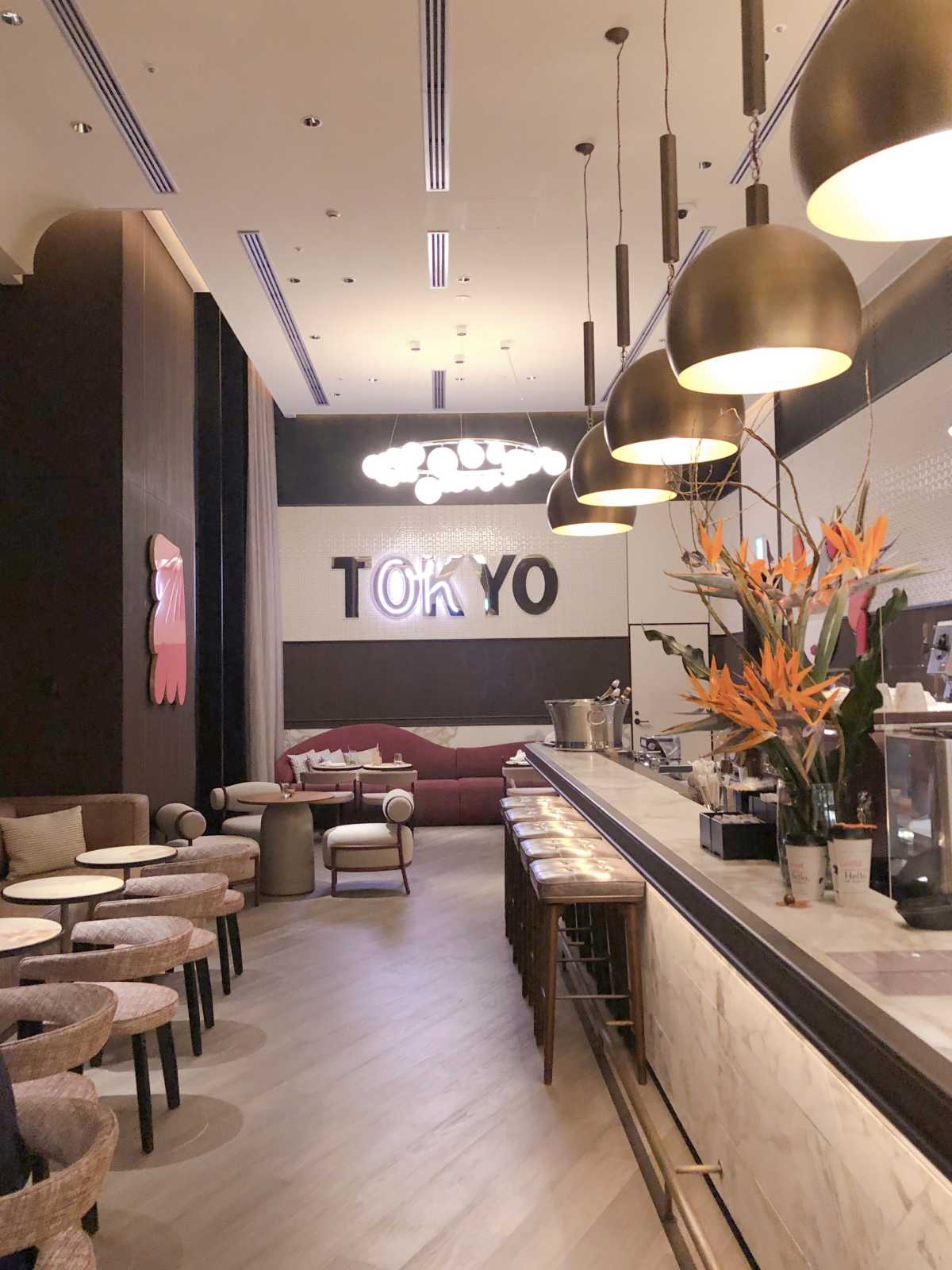 The Jones Cafe & Bar:スタイリッシュで遊び心あふれる独創的な雰囲気 - TRIPROUD