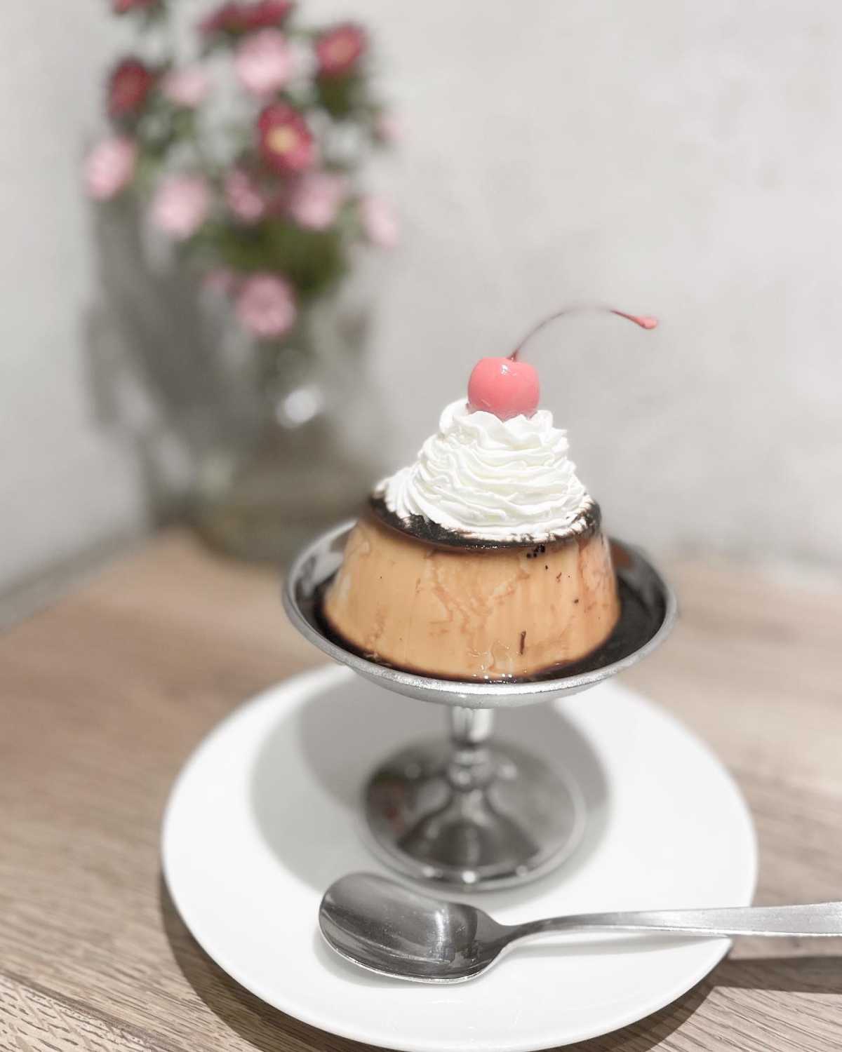 February Cafeの口コミ | 浅草でレトロなプリンが楽しめるキュートなカフェFebruary Cafe🖤 - TRIPROUD