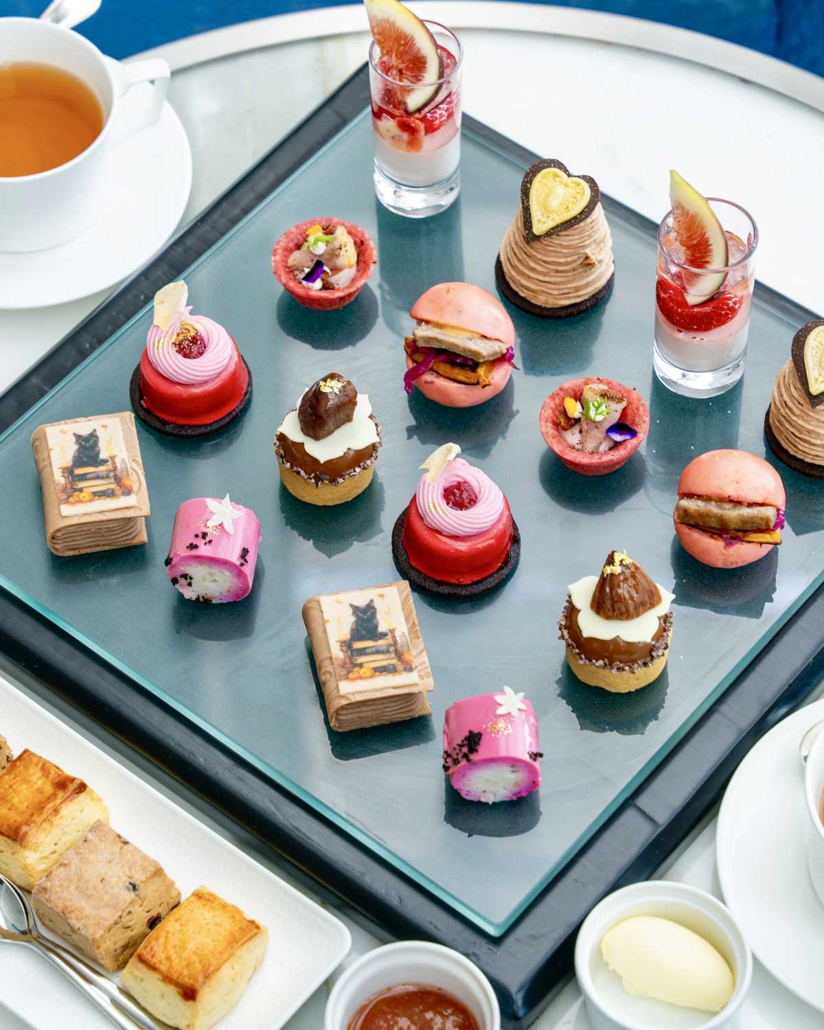 Twenty Eight:Cute Antique Halloween Afternoon Tea with Slightly Retro ...