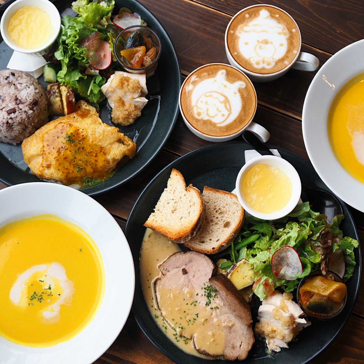 NUMBER FIVE CAFE:女子の隠れ家！ランチとラテアート - TRIPROUD